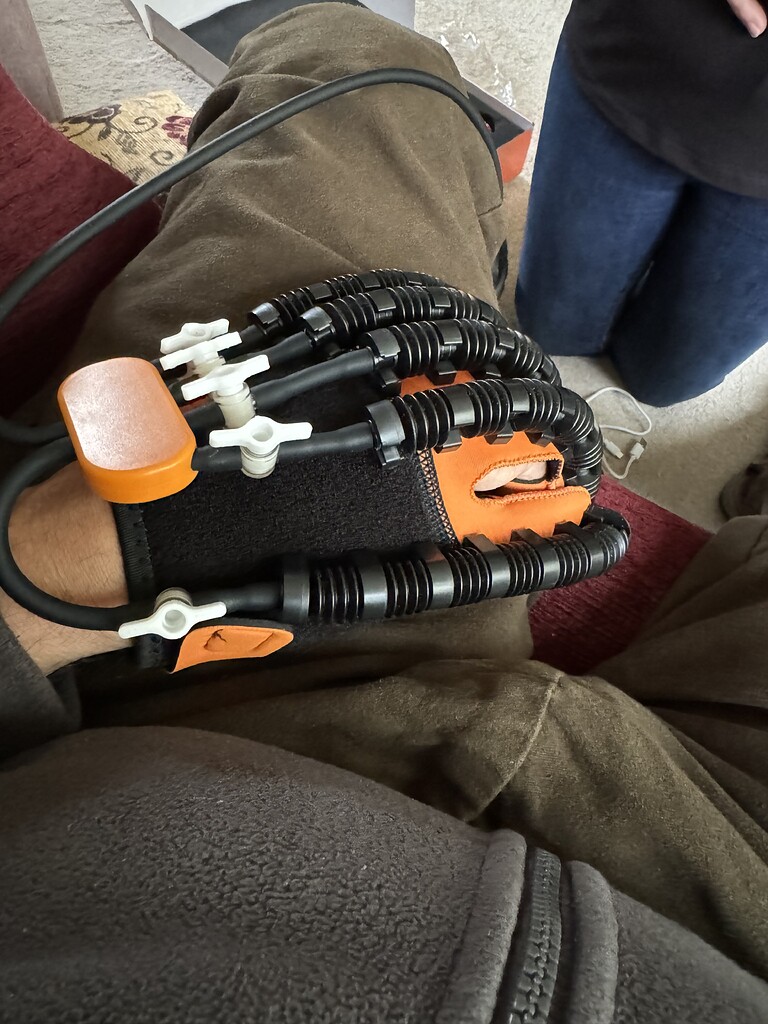 Passive hand exercise - Questions and recommendations - Online Community